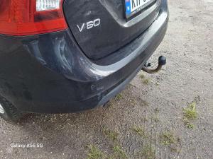 Black Volvo V60 2011 in Pasvalys, with an engine capacity of 1.56 L and mileage of 0 thousand km for 3400 €, photo 16 on AUTOMOTO.COM.LV
