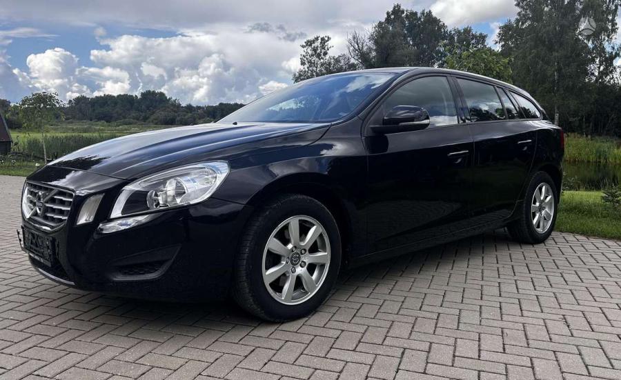 Черный Вольво B60 2011 в Утена, объемом двигателя 1.60 л и пробегом 331 тыс. км за 3750 €, фото 5 на AUTOMOTO.COM.LV