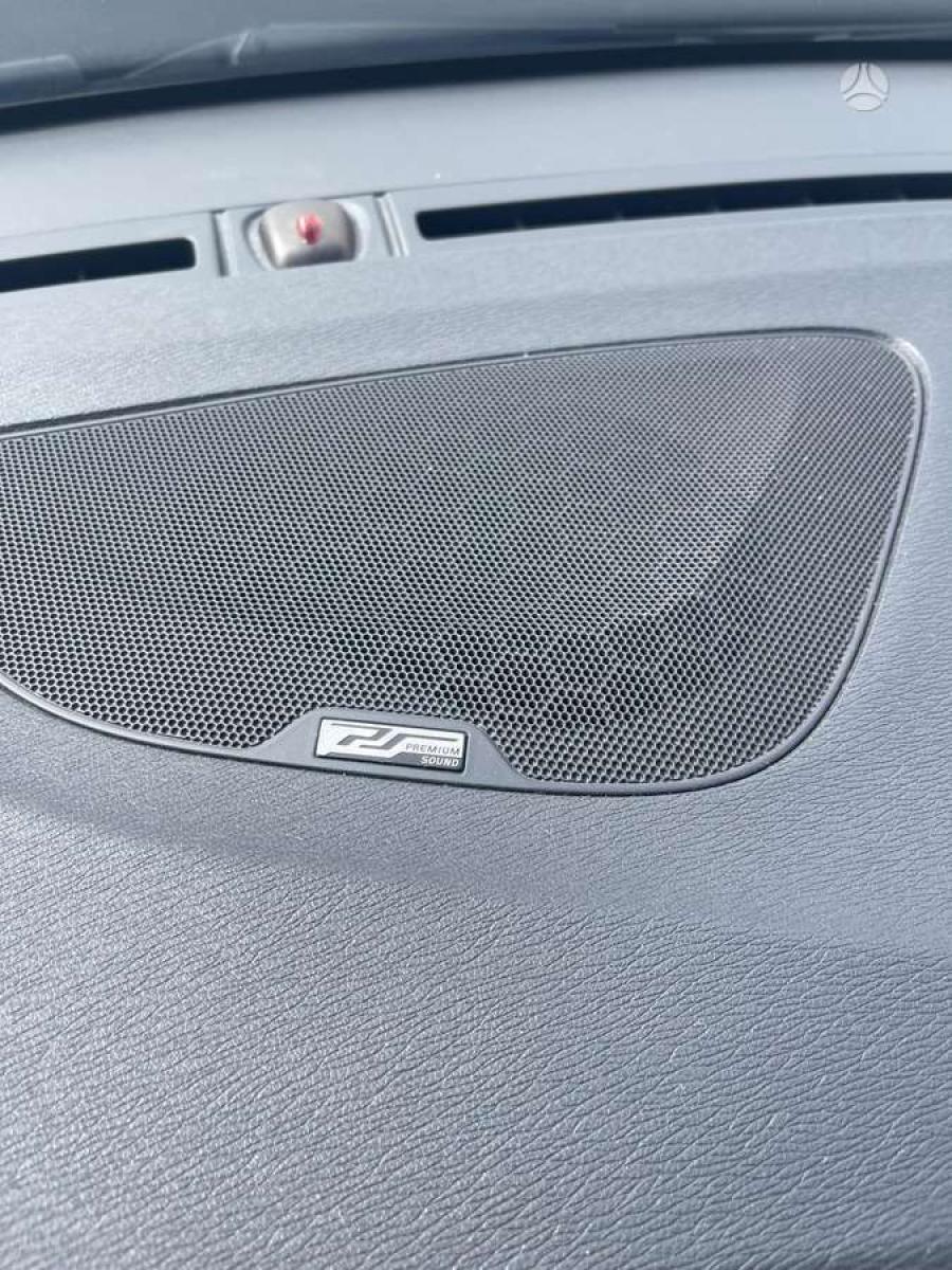 Melns Volvo V60 2011 Marijampole, ar dzinēja tilpumu 2.40 L un nobraukumu 282 tūkst. km par 5800 €, foto 18 vietnē AUTOMOTO.COM.LV