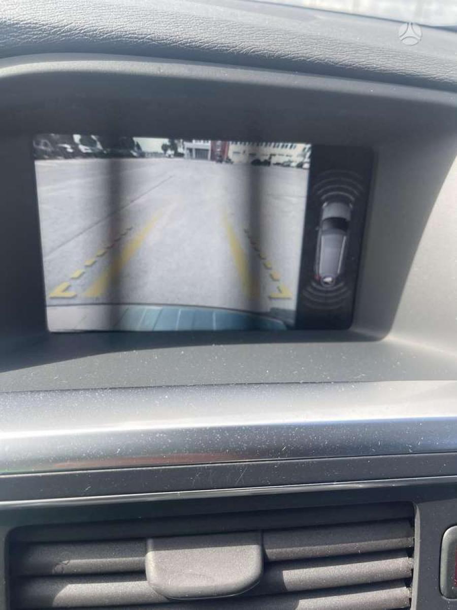 Melns Volvo V60 2011 Marijampole, ar dzinēja tilpumu 2.40 L un nobraukumu 282 tūkst. km par 5800 €, foto 20 vietnē AUTOMOTO.COM.LV