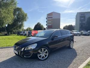 Черный Вольво B60 2011 в Вентспилс, объемом двигателя 2.40 л и пробегом 300 тыс. км за 5990 €, фото  на AUTOMOTO.COM.LV