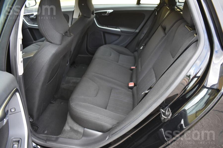 Черный Вольво B60 2011 в Талси, объемом двигателя 2.00 л и пробегом 213 тыс. км за 5900 €, фото 9 на AUTOMOTO.COM.LV