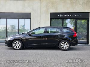 Melns Volvo V60 2011 Pērnava, ar dzinēja tilpumu 1.60 L un nobraukumu 346 tūkst. km par 5000 €, foto  vietnē AUTOMOTO.COM.LV