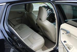 Black Volvo V60 2011 in Rapla, with an engine capacity of 2.00 L and mileage of 290 thousand km for 5790 €, photo 15 on AUTOMOTO.COM.LV