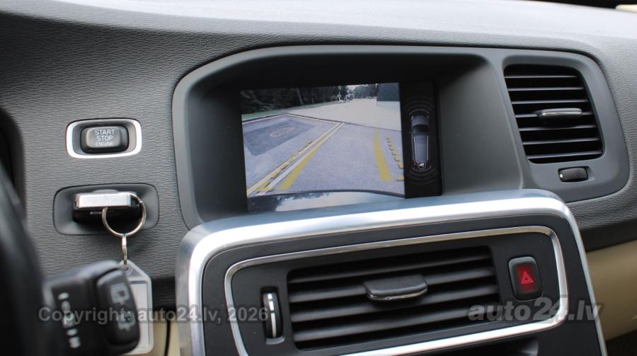 Black Volvo V60 2011 in Rapla, with an engine capacity of 2.00 L and mileage of 290 thousand km for 5790 €, photo 19 on AUTOMOTO.COM.LV
