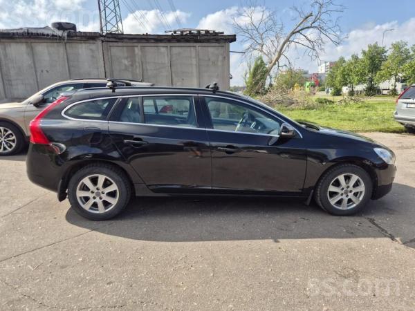 Черный Вольво B60 2011 в Рига, объемом двигателя 2.00 л и пробегом 349 тыс. км за 5990 €, фото 10 на AUTOMOTO.COM.LV