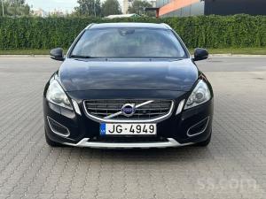 Черный Вольво B60 2011 в Рига, объемом двигателя 2.00 л и пробегом 493 тыс. км за 3600 €, фото 3 на AUTOMOTO.COM.LV