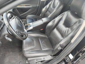 Black Volvo V60 2011 in Vilnius, with an engine capacity of 2.40 L and mileage of 302 thousand km for 5700 €, photo 31 on AUTOMOTO.COM.LV