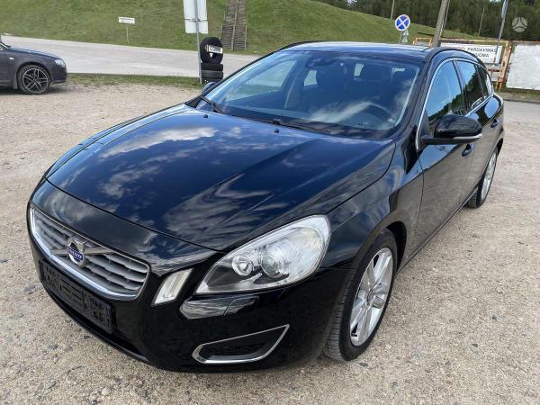 Черный Вольво B60 2011 в Вильнюс, объемом двигателя 1.98 л и пробегом 439 тыс. км за 3999 €, фото 11 на AUTOMOTO.COM.LV