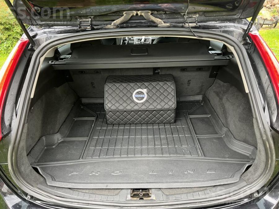 Melns Volvo V60 2011 Aizkraukle, ar dzinēja tilpumu 2.40 L un nobraukumu 264 tūkst. km par 4200 €, foto 3 vietnē AUTOMOTO.COM.LV