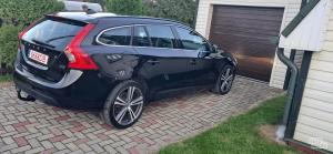 Black Volvo V60 2011 in Alytus, with an engine capacity of 2.00 L and mileage of 307 thousand km for 5850 €, photo 5 on AUTOMOTO.COM.LV