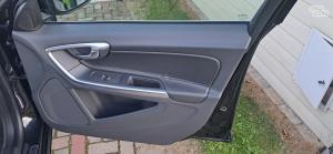 Black Volvo V60 2011 in Alytus, with an engine capacity of 2.00 L and mileage of 307 thousand km for 5850 €, photo 19 on AUTOMOTO.COM.LV