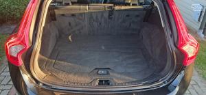 Black Volvo V60 2011 in Alytus, with an engine capacity of 2.00 L and mileage of 307 thousand km for 5850 €, photo 26 on AUTOMOTO.COM.LV