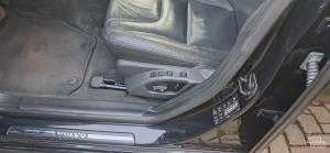 Black Volvo V60 2011 in Alytus, with an engine capacity of 2.00 L and mileage of 307 thousand km for 5850 €, photo 31 on AUTOMOTO.COM.LV