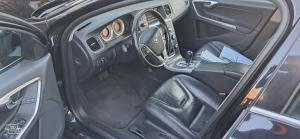 Black Volvo V60 2011 in Alytus, with an engine capacity of 2.00 L and mileage of 307 thousand km for 5850 €, photo 32 on AUTOMOTO.COM.LV