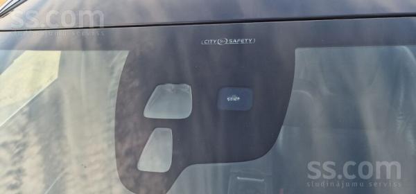 Black Volvo V60 2011 in Valmiera, with an engine capacity of 2.40 L and mileage of 259 thousand km for 6299 €, photo 7 on AUTOMOTO.COM.LV