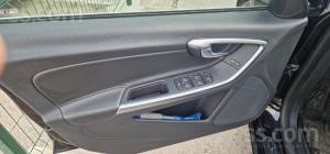 Black Volvo V60 2011 in Valmiera, with an engine capacity of 2.40 L and mileage of 259 thousand km for 6299 €, photo 8 on AUTOMOTO.COM.LV