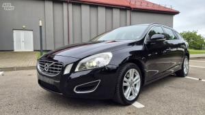 Black Volvo V60 2011 in Kaunas, with an engine capacity of 2.00 L and mileage of 316 thousand km for 5350 €, photo 4 on AUTOMOTO.COM.LV