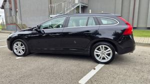 Black Volvo V60 2011 in Kaunas, with an engine capacity of 2.00 L and mileage of 316 thousand km for 5350 €, photo 12 on AUTOMOTO.COM.LV