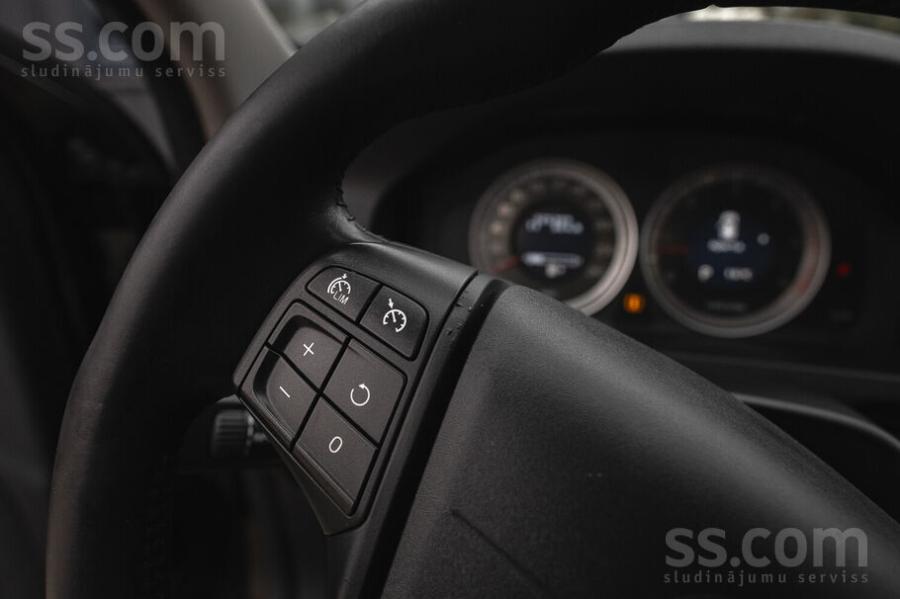 Черный Вольво B60 2011 в Елгава, объемом двигателя 2.40 л и пробегом 325 тыс. км за 5600 €, фото 16 на AUTOMOTO.COM.LV