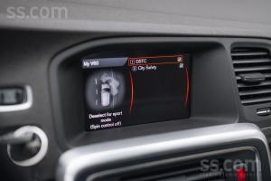 Black Volvo V60 2011 in Riga, with an engine capacity of 2.40 L and mileage of 330 thousand km for 5000 €, photo 14 on AUTOMOTO.COM.LV