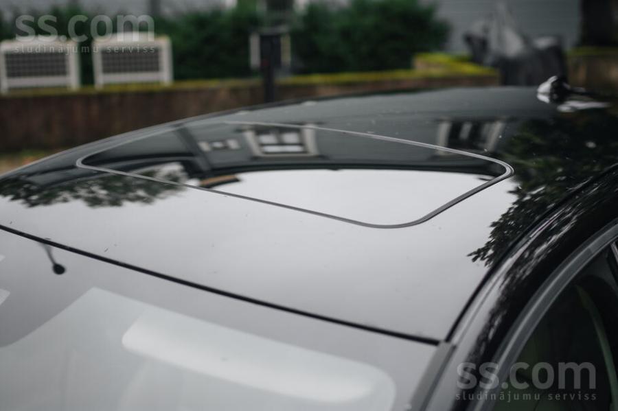 Black Volvo V60 2011 in Riga, with an engine capacity of 2.40 L and mileage of 330 thousand km for 5000 €, photo 24 on AUTOMOTO.COM.LV