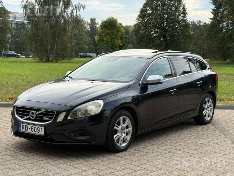 Черный Вольво B60 2011 в Рига, объемом двигателя 2.40 л и пробегом 364 тыс. км за 3990 €, фото 1 на AUTOMOTO.COM.LV
