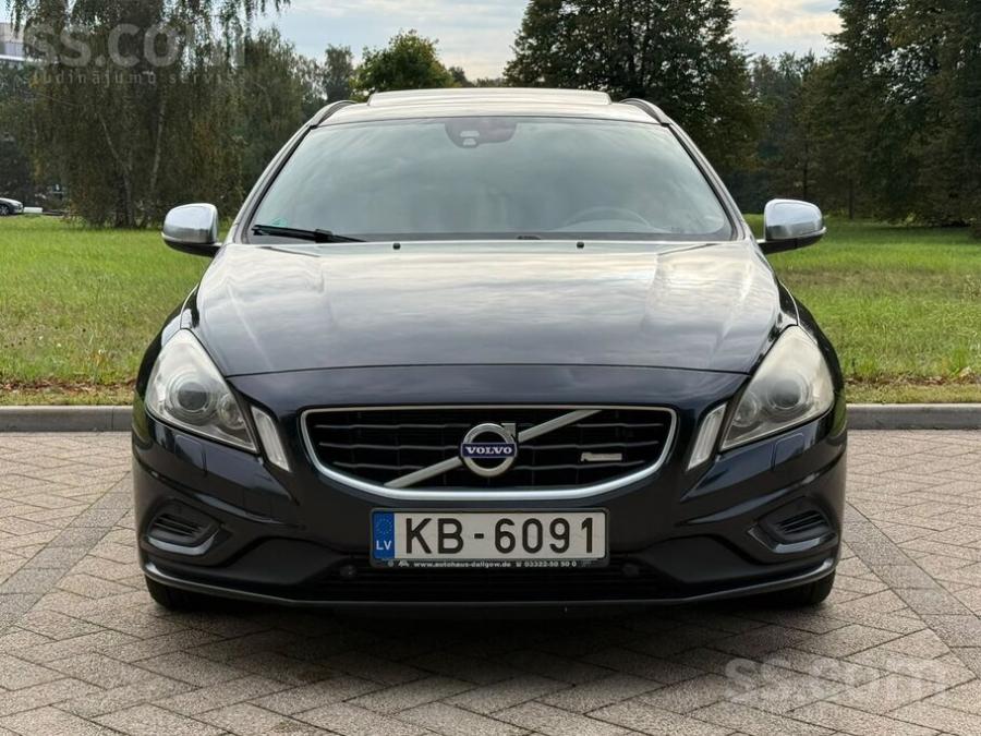Черный Вольво B60 2011 в Рига, объемом двигателя 2.40 л и пробегом 364 тыс. км за 3990 €, фото 7 на AUTOMOTO.COM.LV
