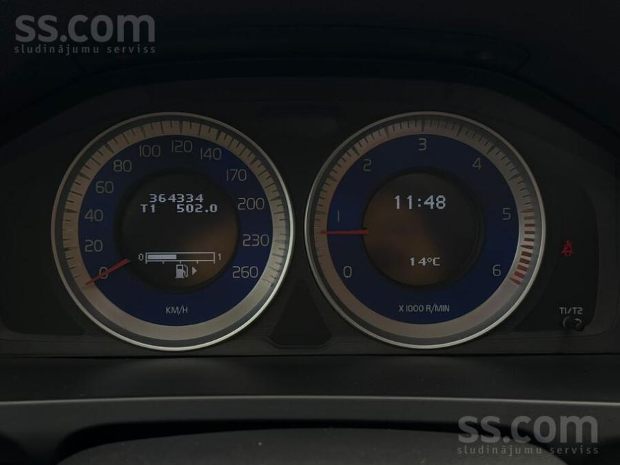 Черный Вольво B60 2011 в Рига, объемом двигателя 2.40 л и пробегом 364 тыс. км за 3990 €, фото 14 на AUTOMOTO.COM.LV