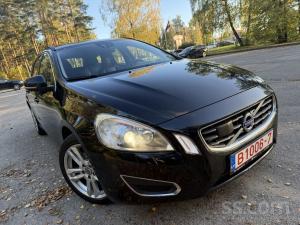 Melns Volvo V60 2011 Rīga, ar dzinēja tilpumu 2.00 L un nobraukumu 328 tūkst. km par 4499 €, foto 19 vietnē AUTOMOTO.COM.LV