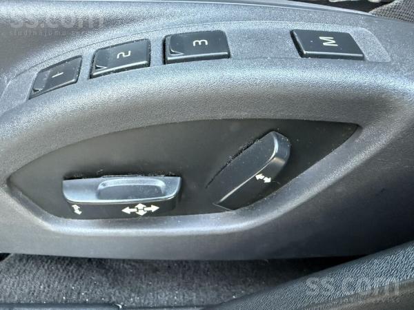 Melns Volvo V60 2011 Rīga, ar dzinēja tilpumu 2.00 L un nobraukumu 328 tūkst. km par 4499 €, foto 10 vietnē AUTOMOTO.COM.LV
