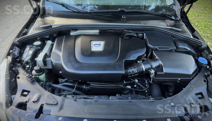 Melns Volvo V60 2011 Jūrmala, ar dzinēja tilpumu 2.40 L un nobraukumu 190 tūkst. km par 7950 €, foto 31 vietnē AUTOMOTO.COM.LV