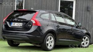Melns Volvo V60 2011 Rīga, ar dzinēja tilpumu 1.60 L un nobraukumu 298 tūkst. km par 3950 €, foto 6 vietnē AUTOMOTO.COM.LV