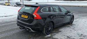 Black Volvo V60 2012 in Kaunas, with an engine capacity of 1.98 L and mileage of 246 thousand km for 5850 €, photo 9 on AUTOMOTO.COM.LV