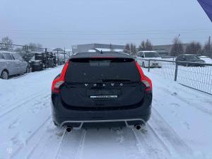 Black Volvo V60 2012 in Marijampole, with an engine capacity of 1.56 L and mileage of 216 thousand km for 5450 €, photo 6 on AUTOMOTO.COM.LV