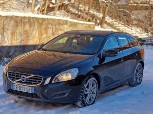 Black Volvo V60 2012 in Kaunas, with an engine capacity of 1.98 L and mileage of 280 thousand km for 6250 €, photo 6 on AUTOMOTO.COM.LV