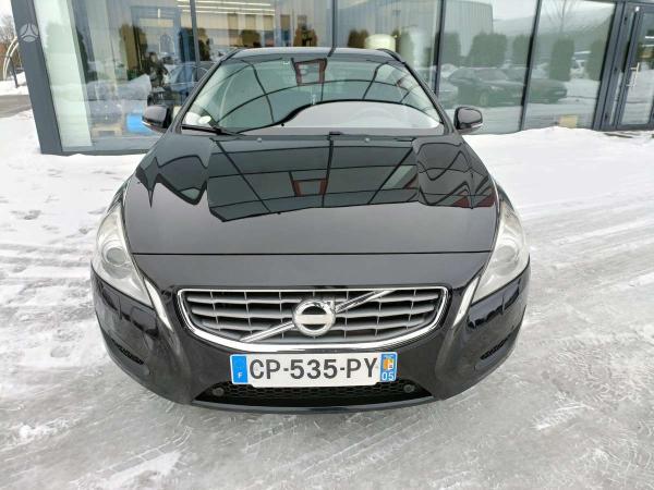 Черный Вольво B60 2012 в Клайпеда, объемом двигателя 2.40 л и пробегом 255 тыс. км за 6950 €, фото 11 на AUTOMOTO.COM.LV