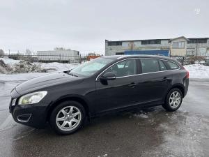 Melns Volvo V60 2012 Marijampole, ar dzinēja tilpumu 1.56 L un nobraukumu 224 tūkst. km par 4750 €, foto 6 vietnē AUTOMOTO.COM.LV