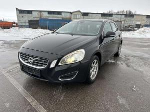 Melns Volvo V60 2012 Marijampole, ar dzinēja tilpumu 1.56 L un nobraukumu 224 tūkst. km par 4750 €, foto 7 vietnē AUTOMOTO.COM.LV