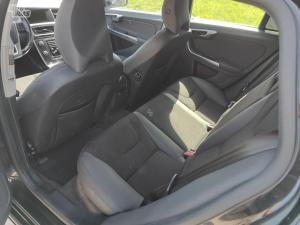 Black Volvo V60 2012 in Kaunas, with an engine capacity of 1.60 L and mileage of 300 thousand km for 4750 €, photo 7 on AUTOMOTO.COM.LV