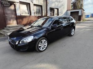 Melns Volvo V60 2012 Pakruojis, ar dzinēja tilpumu 2.40 L un nobraukumu 320 tūkst. km par 5400 €, foto 8 vietnē AUTOMOTO.COM.LV
