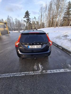 Черный Вольво B60 2012 в Утена, объемом двигателя 2.00 л и пробегом 385 тыс. км за 3700 €, фото 4 на AUTOMOTO.COM.LV