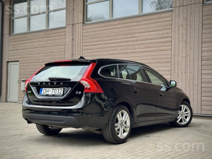 Черный Вольво B60 2012 в Елгава, объемом двигателя 2.00 л и пробегом 0 тыс. км за 6850 €, фото 4 на AUTOMOTO.COM.LV