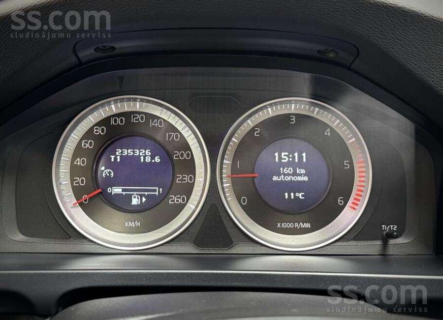 Черный Вольво B60 2012 в Елгава, объемом двигателя 2.00 л и пробегом 0 тыс. км за 6850 €, фото 23 на AUTOMOTO.COM.LV