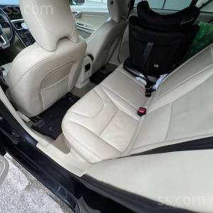 Black Volvo V60 2012 in Riga, with an engine capacity of 1.60 L and mileage of 318 thousand km for 5150 €, photo 10 on AUTOMOTO.COM.LV
