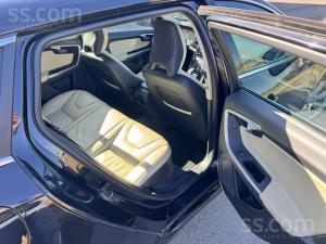 Черный Вольво B60 2012 в Рига, объемом двигателя 2.00 л и пробегом 245 тыс. км за 6590 €, фото 7 на AUTOMOTO.COM.LV