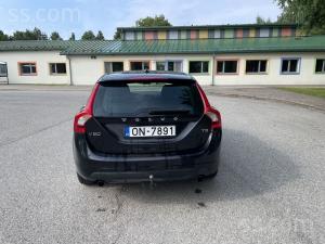 Черный Вольво B60 2012 в Цесис, объемом двигателя 1.60 л и пробегом 215 тыс. км за 5200 €, фото 6 на AUTOMOTO.COM.LV