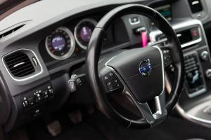 Черный Вольво B60 2012 в Рига, объемом двигателя 1.60 л и пробегом 238 тыс. км за 4995 €, фото 17 на AUTOMOTO.COM.LV
