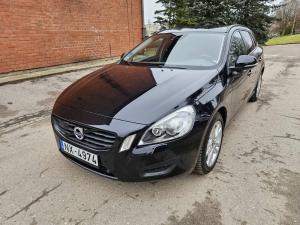 Melns Volvo V60 2012 Jēkabpils, ar dzinēja tilpumu 2.00 L un nobraukumu 281 tūkst. km par 4500 €, foto 15 vietnē AUTOMOTO.COM.LV