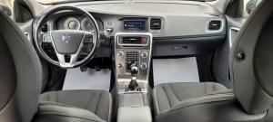 Melns Volvo V60 2012 Rīga, ar dzinēja tilpumu 1.60 L un nobraukumu 238 tūkst. km par 8200 €, foto 15 vietnē AUTOMOTO.COM.LV